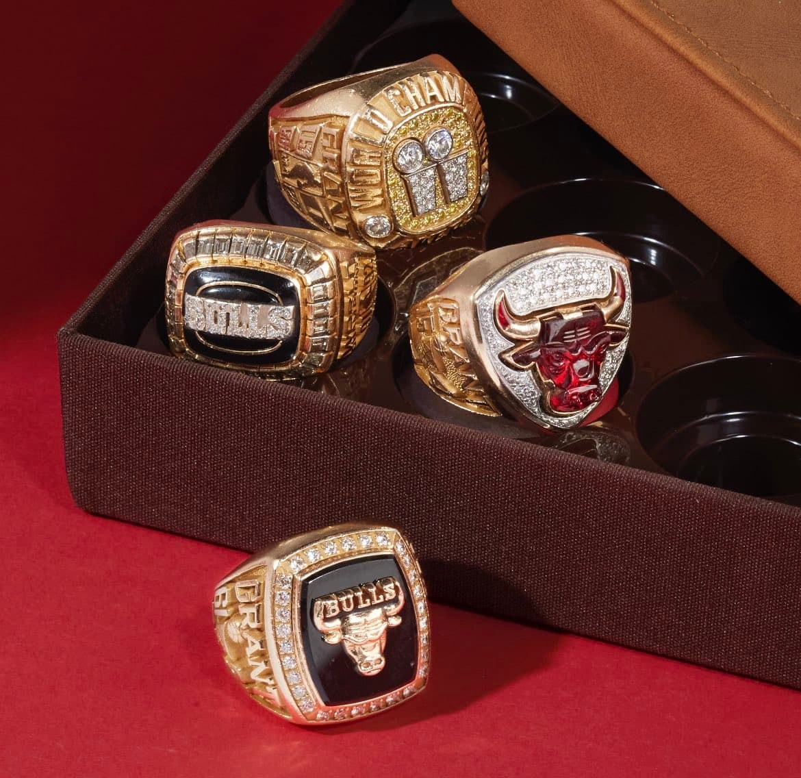 Horace Grant NBA Championship Rings from Bulls and Lakers at Auction