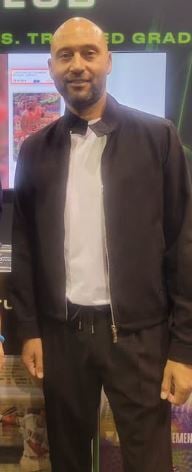 Derek Jeter Autograph Signing Through Shop Legends and MLB Auctions